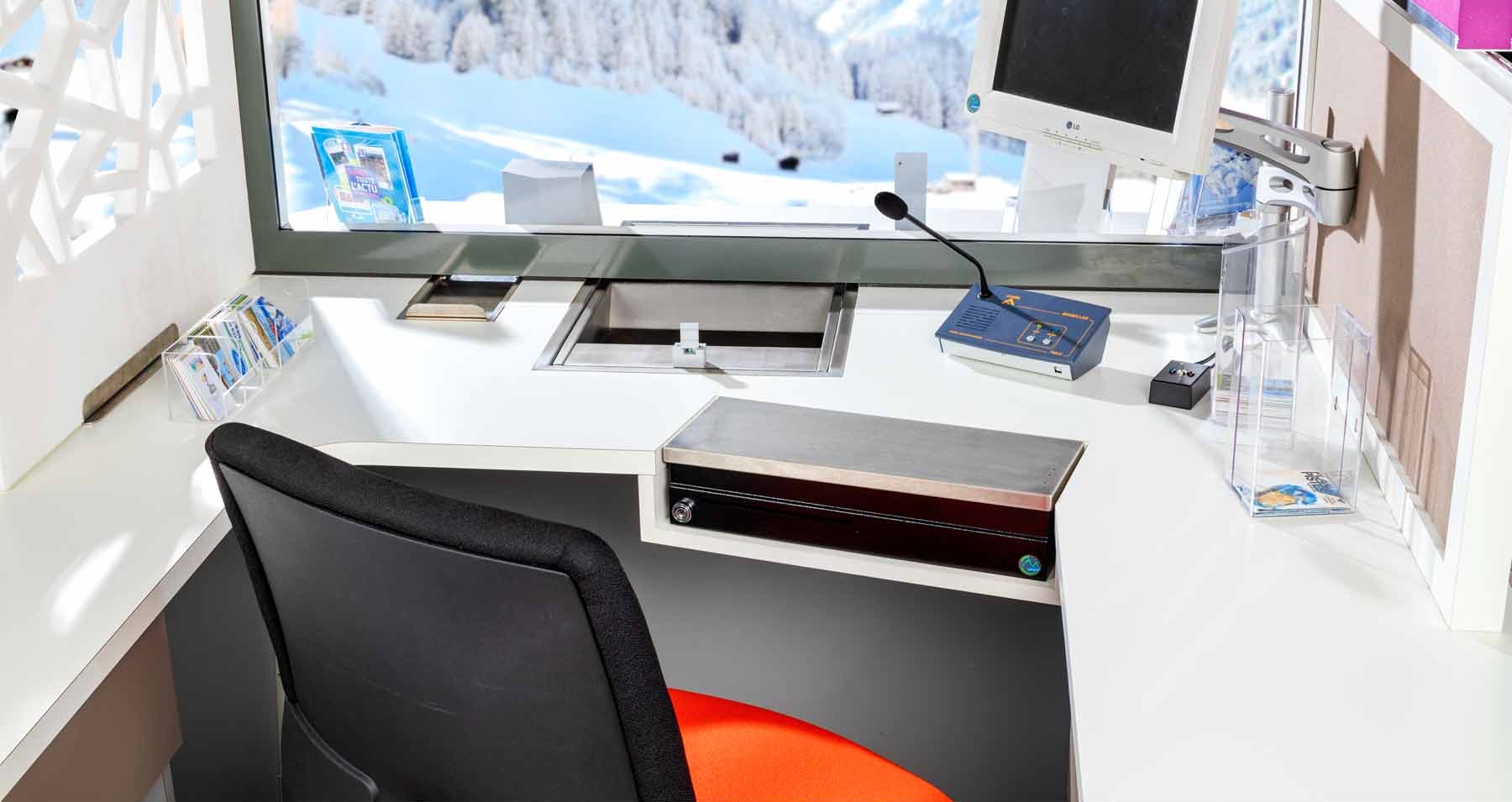 Guichets fermés, un aménagement complexe